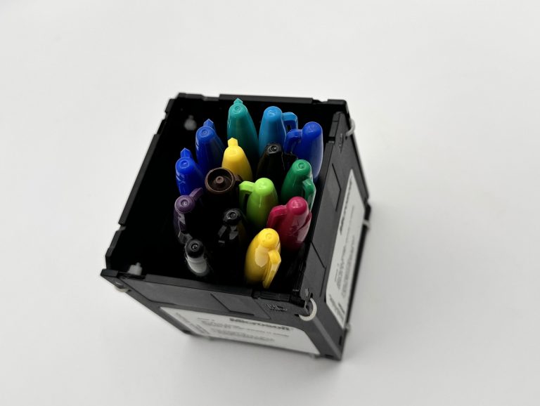 Floppy Disk Pen and Pencil Holder (BLACK) – GeekGearStore