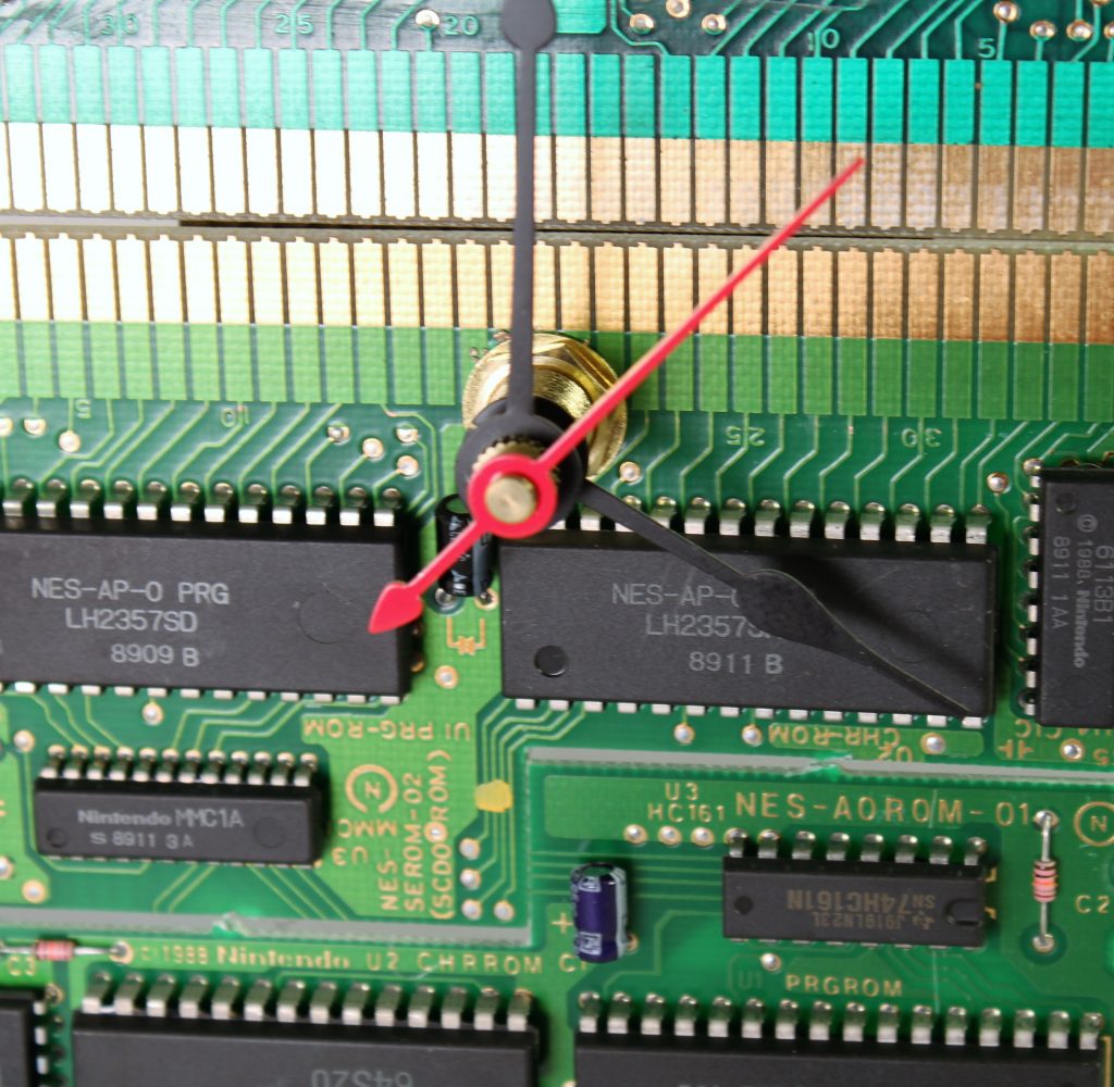 Vintage Nintendo (NES) Cartridge Circuit Board Clock – GeekGearStore